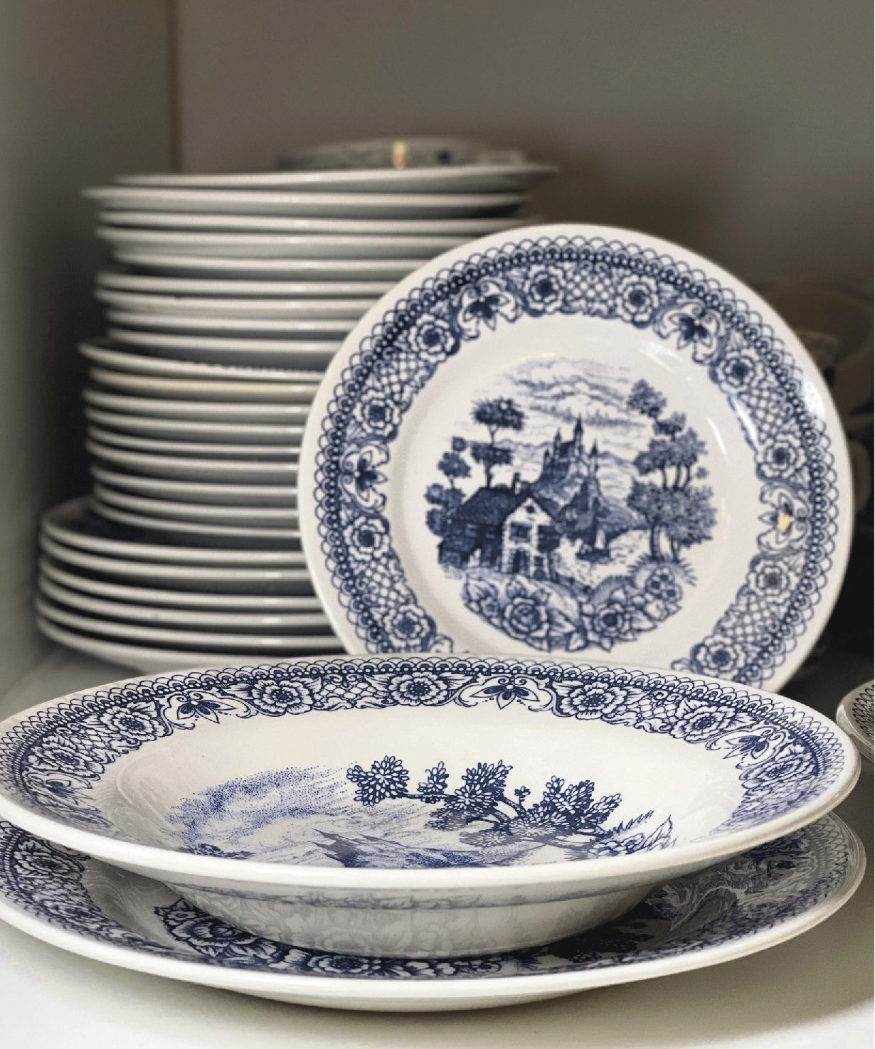 La historia del plato azul más famoso de Chile: juego de vajilla se ...