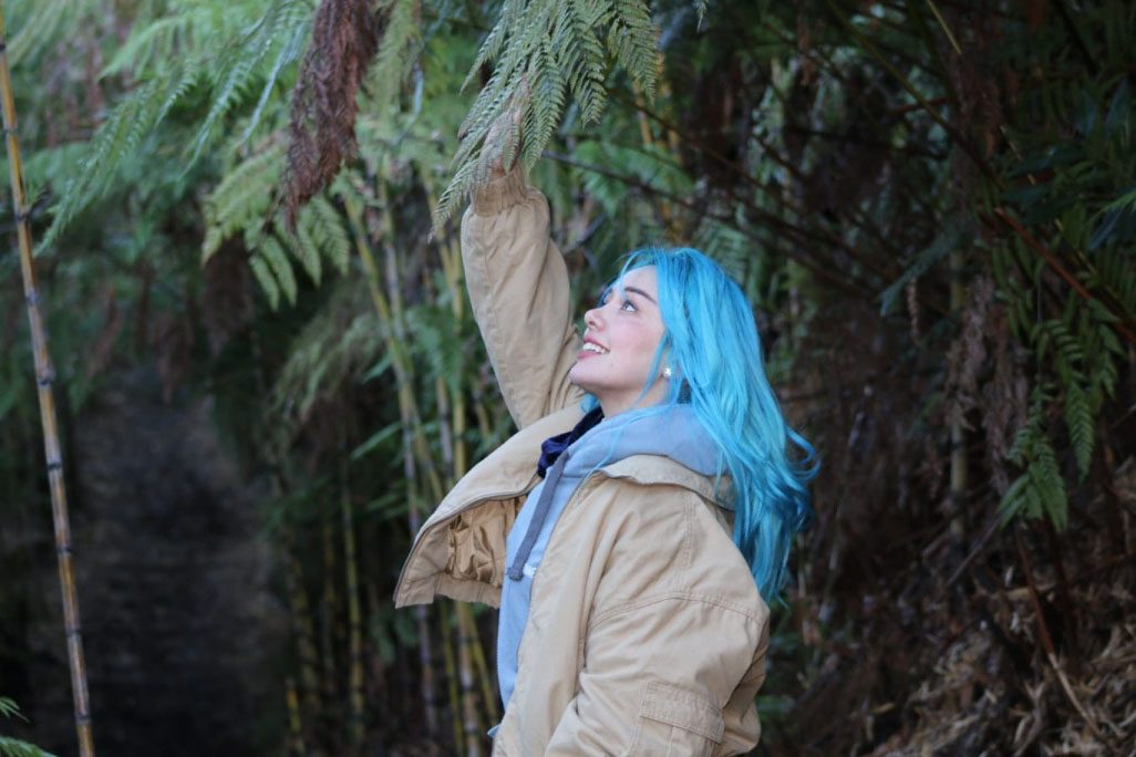 Jennifer Boldt prepara la tierra y cañerías para pasar el invierno en ...